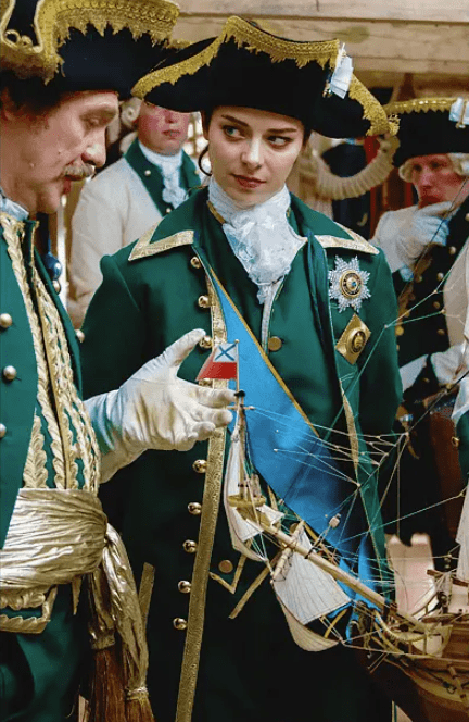 俄罗斯叶卡捷琳娜大帝：有23位情人，还和情人一起把丈夫赶下皇位_彼得三世_奥尔洛夫_索菲亚