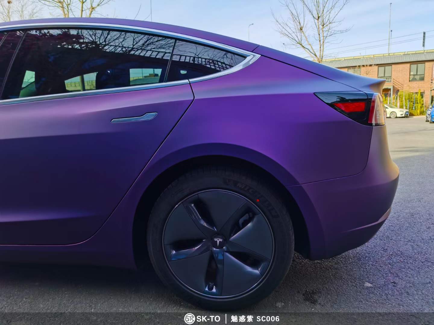 SKTO改色膜魅惑紫（特斯拉MODEL 3）_搜狐汽车_搜狐网