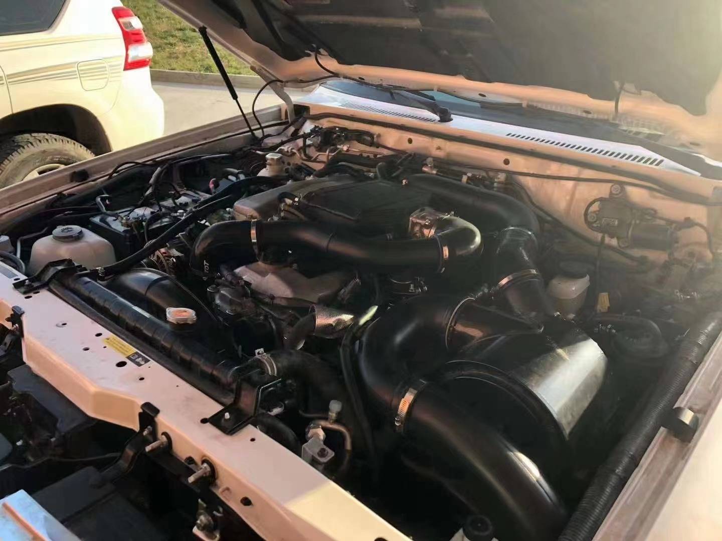 途乐Y61，有了殿堂级HKS动力加持，让你倍感，乐在其中，途我自在_搜狐汽车_搜狐网