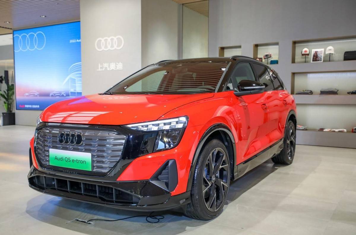 奥迪Q5etron预售39.55W起，560公里续航+6/7座，奔驰车主买早了_搜狐汽车_搜狐网