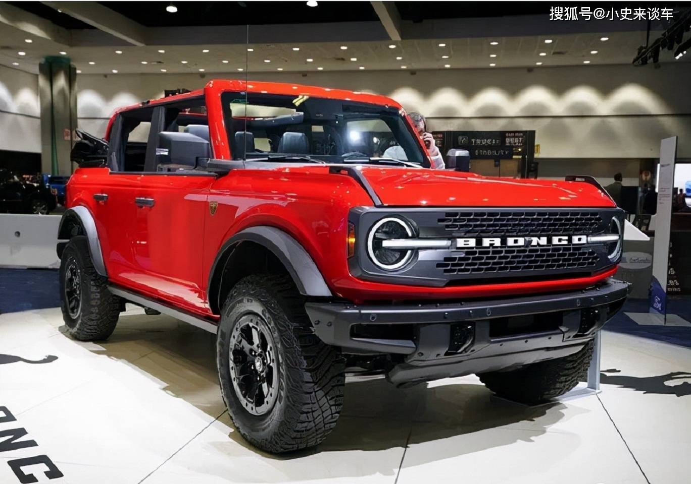 美国版“坦克300”来了，外观硬朗搭载2.7T+四驱+10AT！动力强劲_搜狐汽车_搜狐网