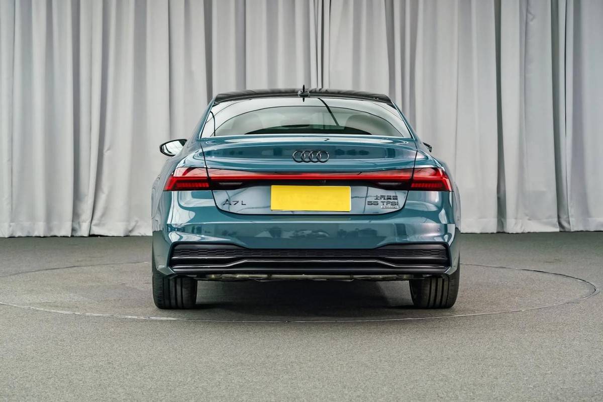 让梦想成真，上汽奥迪A7L满足你对轿跑一切幻想_搜狐汽车_搜狐网