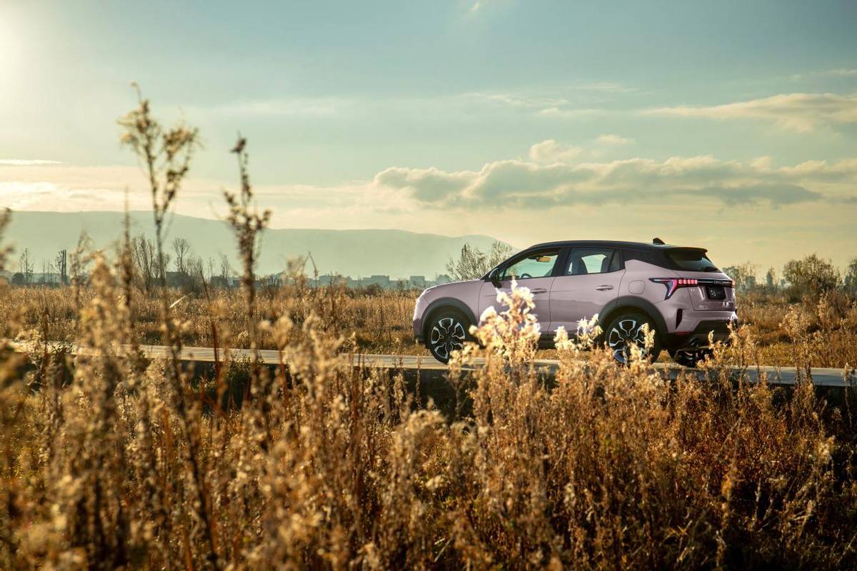 梦幻颜值+硬核续航，没有人能拒绝领克06 PHEV Shero粉色特别版_搜狐汽车_搜狐网