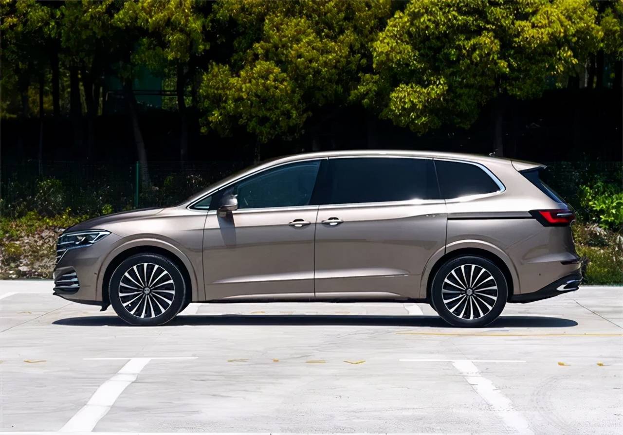 车300：车长超5.3米，扬言吊打别克GL8，如今降2万，月销仅951台_搜狐汽车_搜狐网