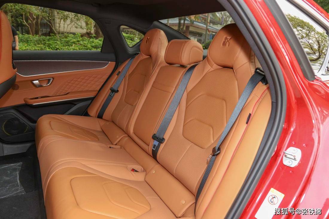 续航可达1300km，油耗仅4.2L，比亚迪汉DM-i/DM-p预售21.68万起_搜狐汽车_搜狐网