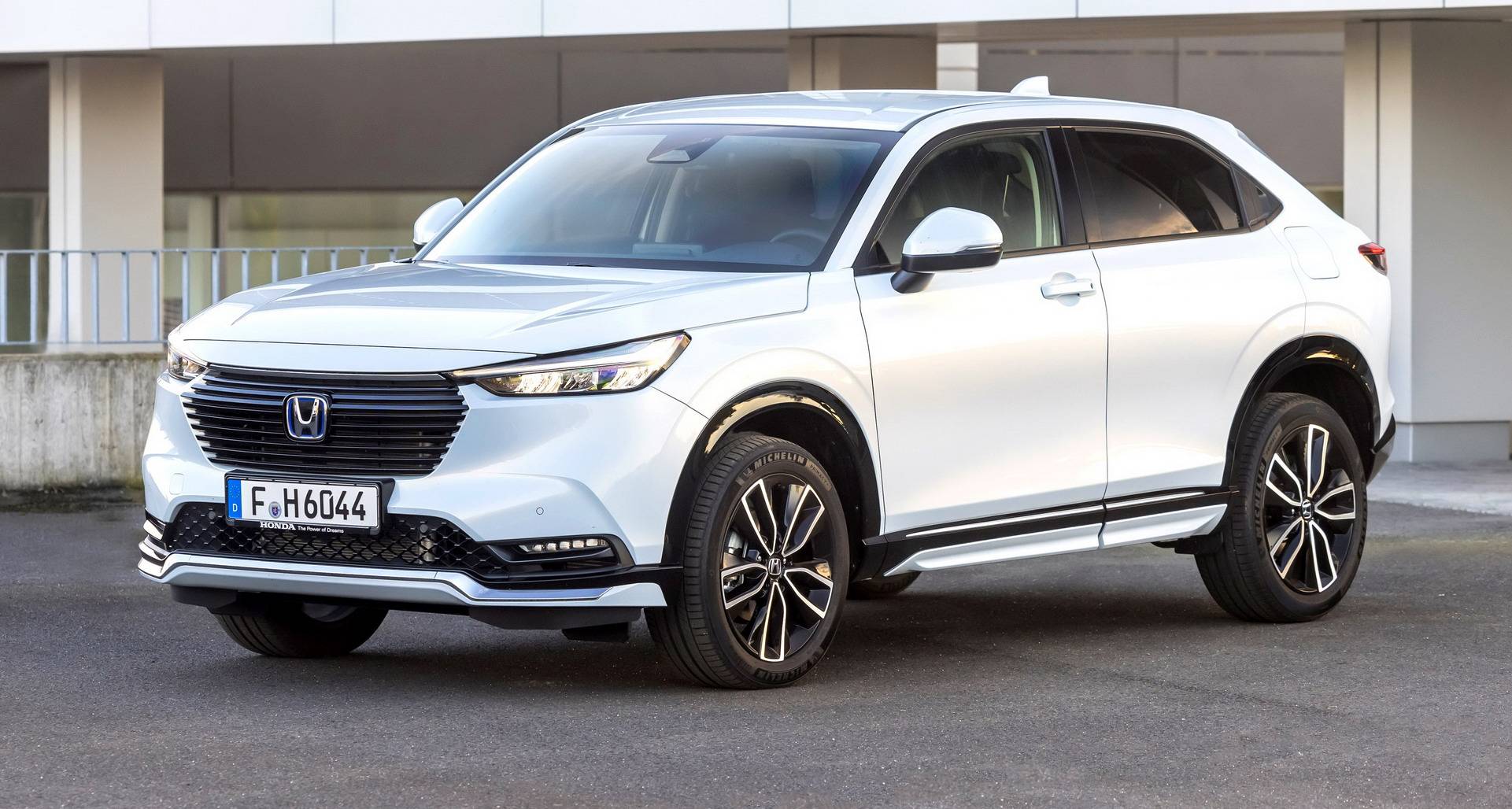 本田发布美版新一代HR-V，外观和欧亚版HR-V完全不同，谁更好看？_搜狐汽车_搜狐网