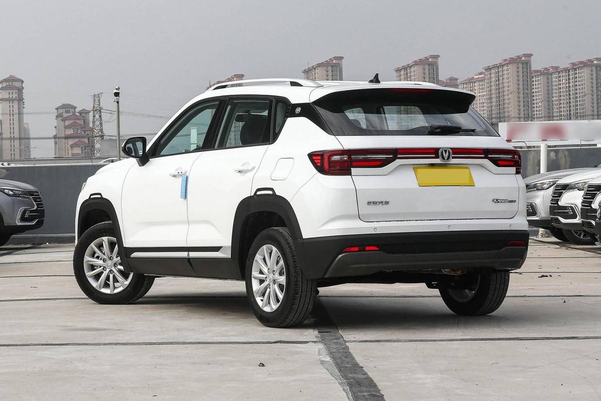 年轻人容易买到的SUV，全是8万级精品车，传祺、长安、宝骏选谁？_搜狐汽车_搜狐网