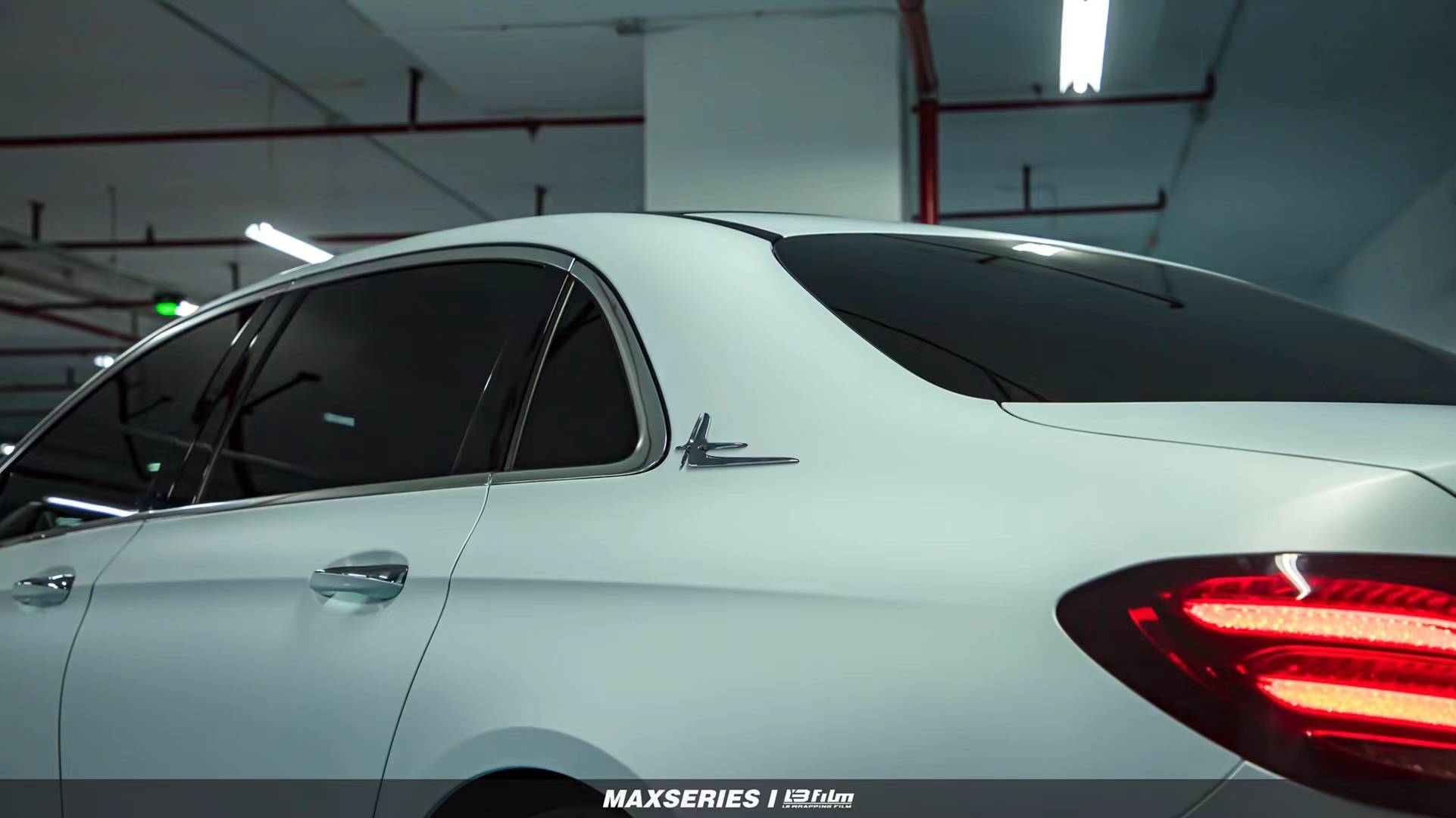 LBFILM改色膜案例：奔驰e300L消光皓月白_搜狐汽车_搜狐网