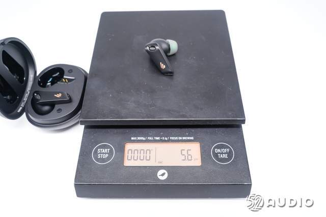 搭载高通QCC5151旗舰级蓝牙芯片，漫步者NeoBuds S真无线圈铁降噪耳机拆解_充电_支持_NeoBuds