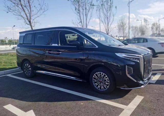 红旗终推MPV定名HM9，GL8、岚图和腾势谁最怕？_搜狐汽车_搜狐网