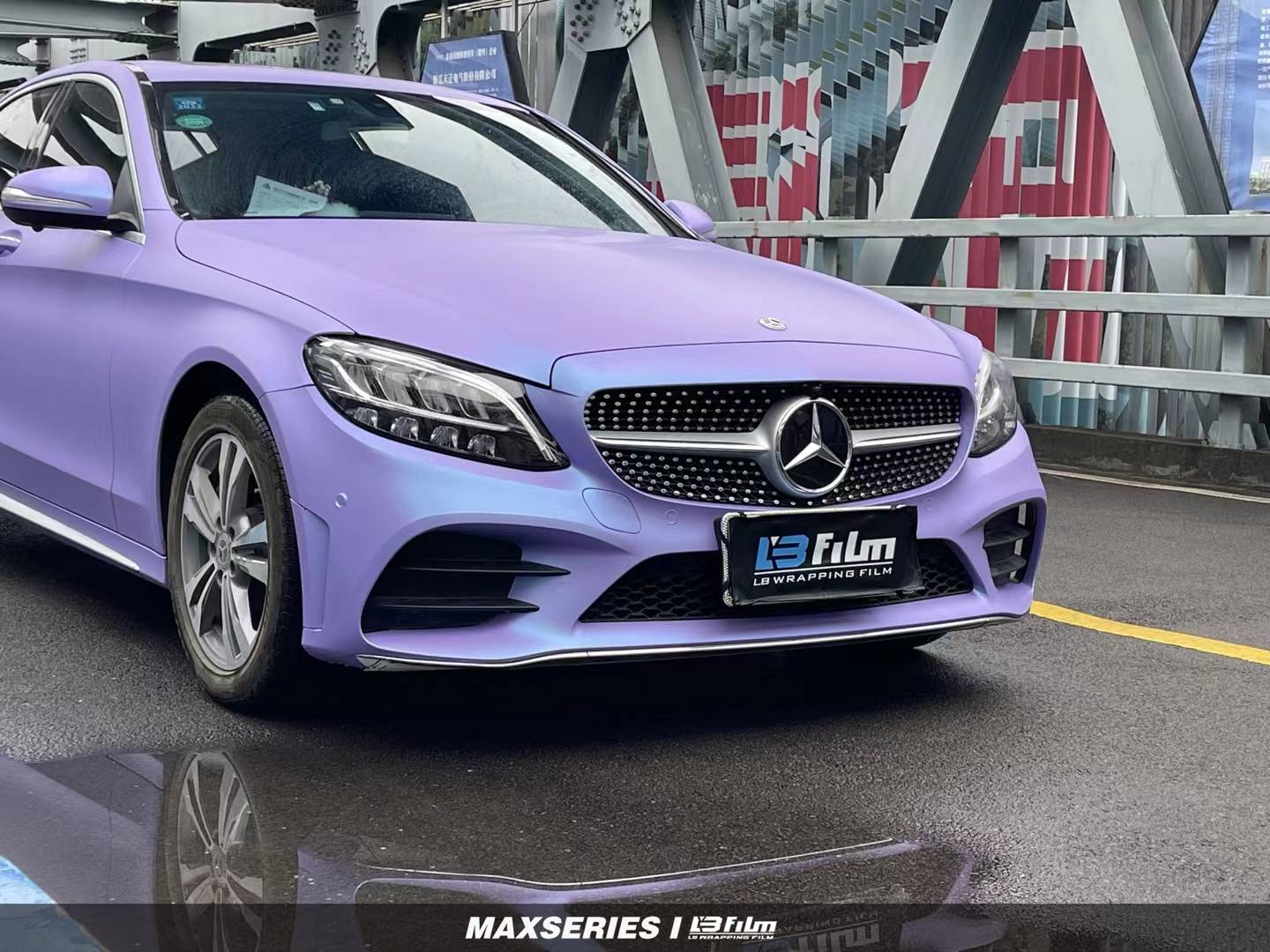 奔驰-E级LBFILM改色膜梦幻极光蓝_搜狐汽车_搜狐网