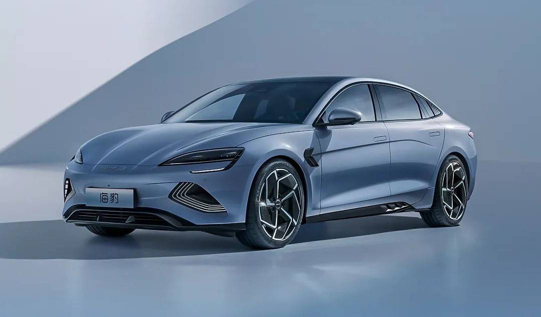 2022热门纯电轿车：比亚迪海豹、蔚来ET5和小鹏P7的选购建议_搜狐汽车_搜狐网