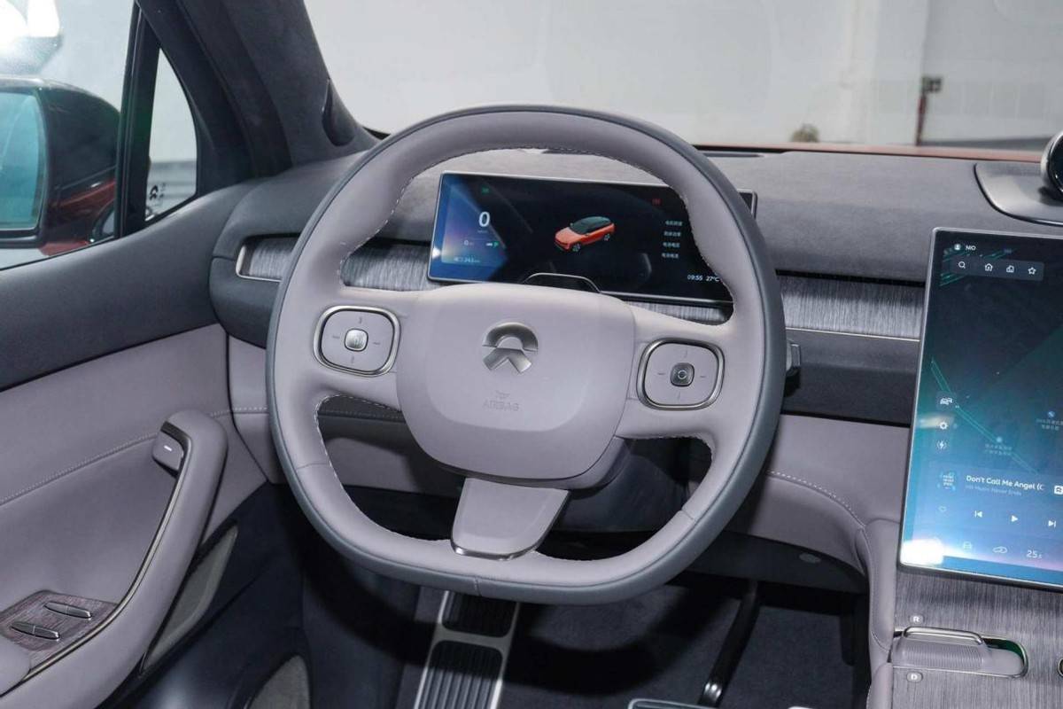 实拍蔚来ES7，46.8万起，轴距2960mm、3.9秒破百，值不值？_搜狐汽车_搜狐网