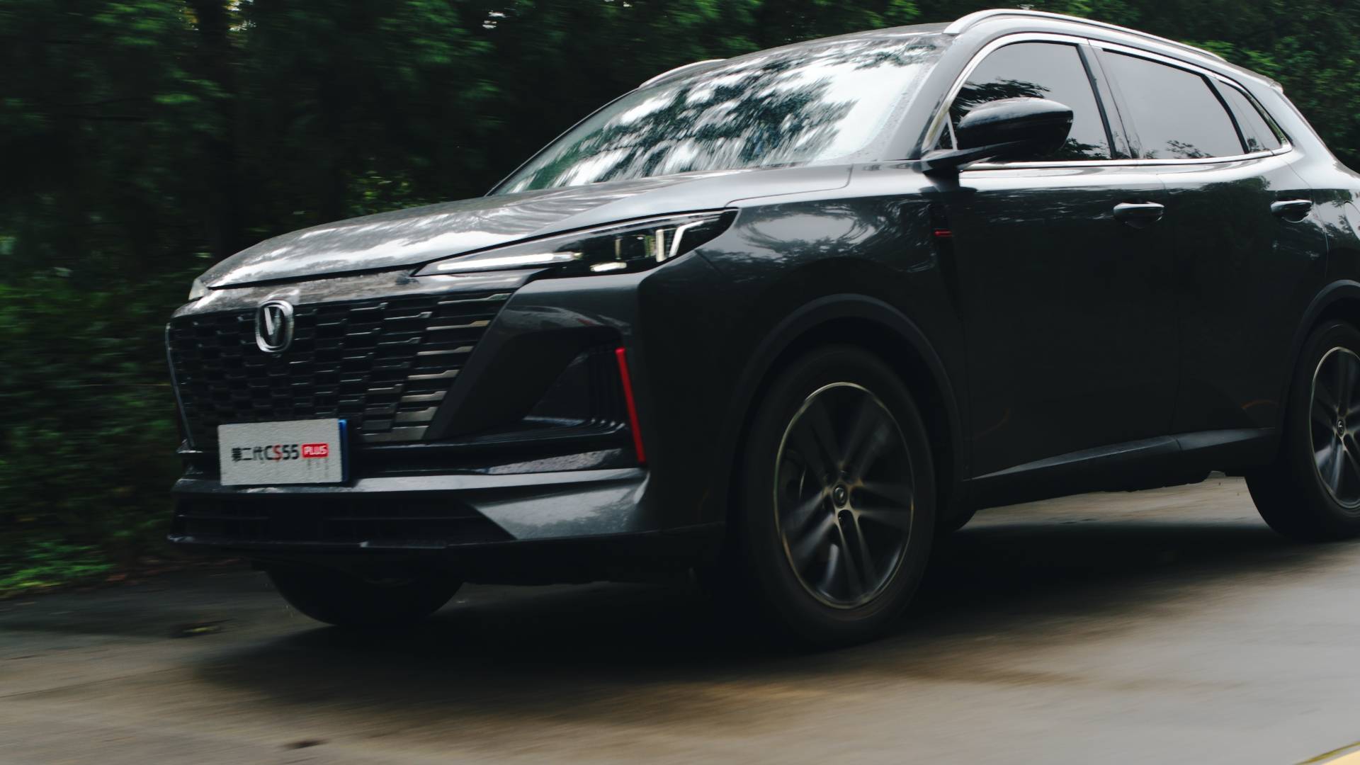 音乐与夏天的绝妙搭配！第二代CS55PLUS“UP新轻年蓝鲸音乐节”唱响热爱_搜狐汽车_搜狐网