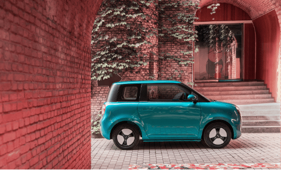 长安Lumin对比宏光MINIEV，A00级纯电小车怎么选？_搜狐汽车_搜狐网