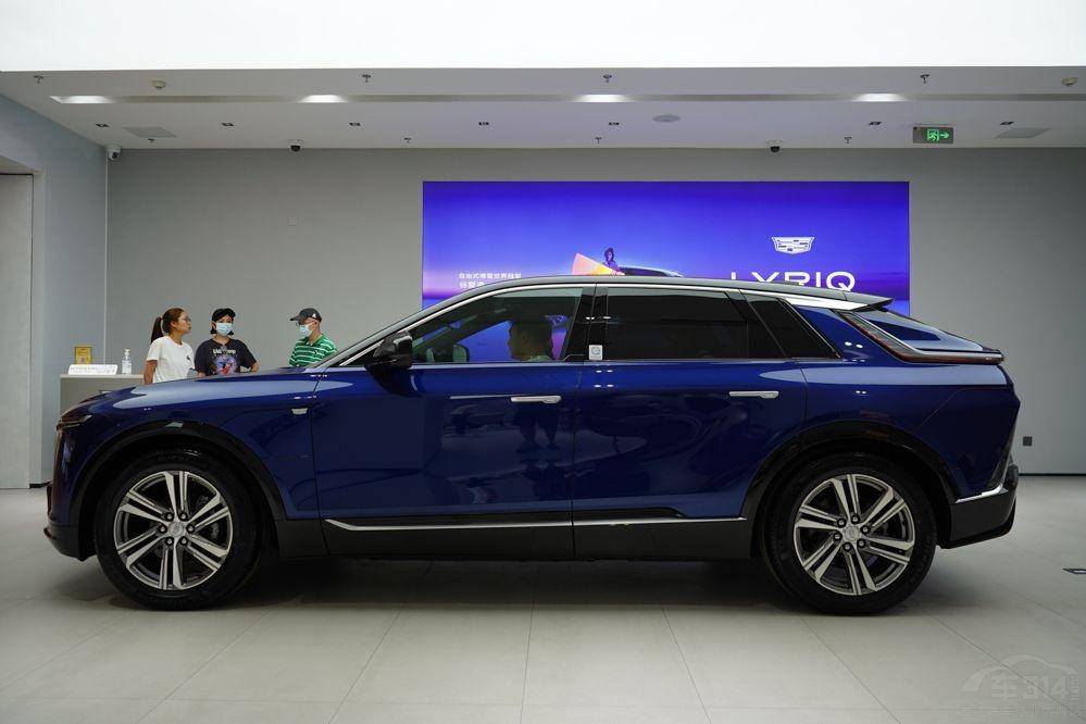 四十多万买中大型SUV，凯迪拉克LYRIQ锐歌和蔚来ES7该选谁？_搜狐汽车_搜狐网