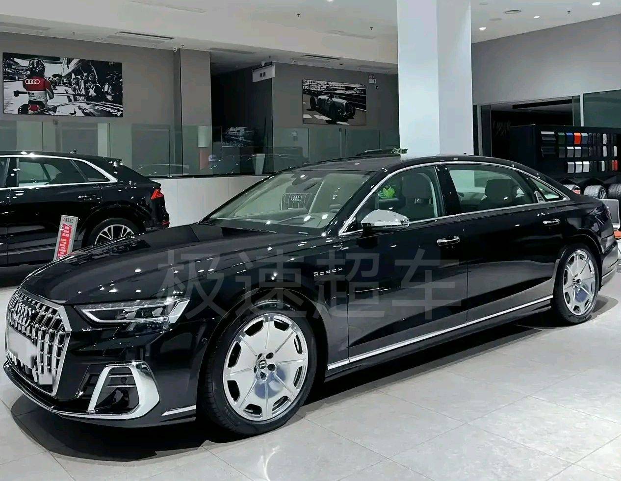 实拍奥迪A8霍希版，“铁饼轮毂”+4.0T+8AT，气场超越奔驰S级_搜狐汽车_搜狐网