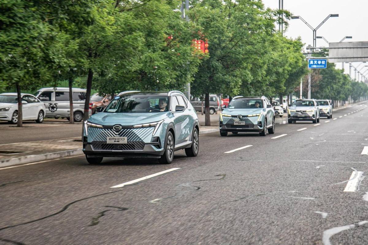 科幻外观只是开胃菜，钜浪混动GMC2.0赋能影酷，更有1711km续航_搜狐汽车_搜狐网