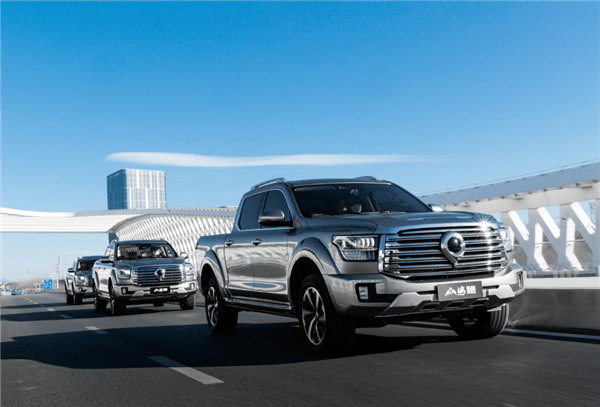 3.0T V6发动机卖成白菜价 长城皮卡山海炮上市：22.88万起_搜狐汽车_搜狐网