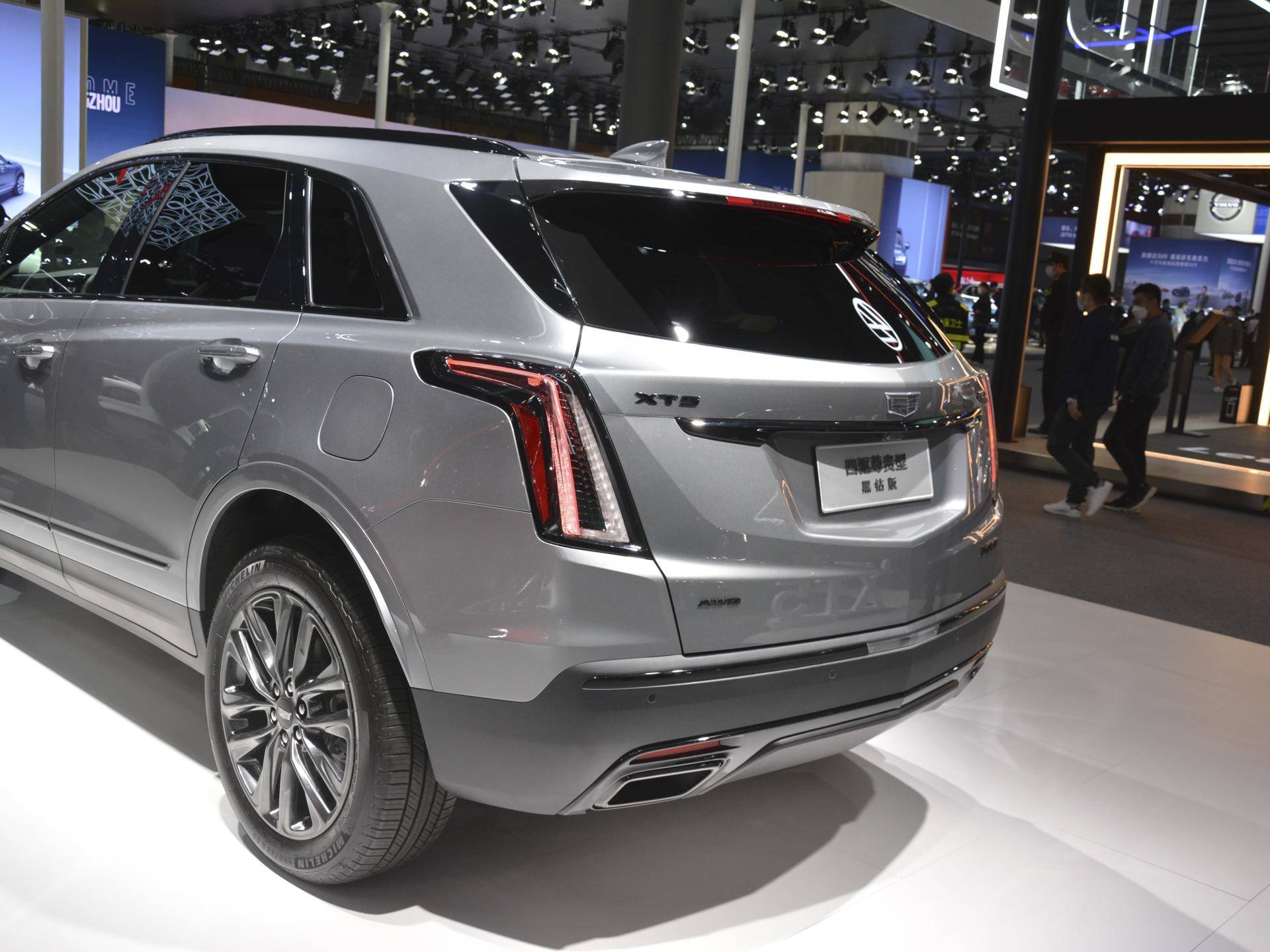 41.27万元 凯迪拉克XT5黑钻版上市 外形黑化_搜狐汽车_搜狐网