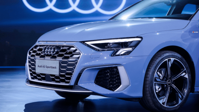 新款奥迪A3变化不大，但花20万买BBA入门轿车，它依旧最值？_搜狐汽车_搜狐网