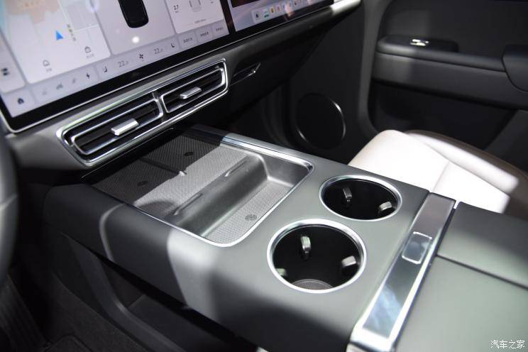 2023海南车展：理想L8实车售35.98万起_搜狐汽车_搜狐网