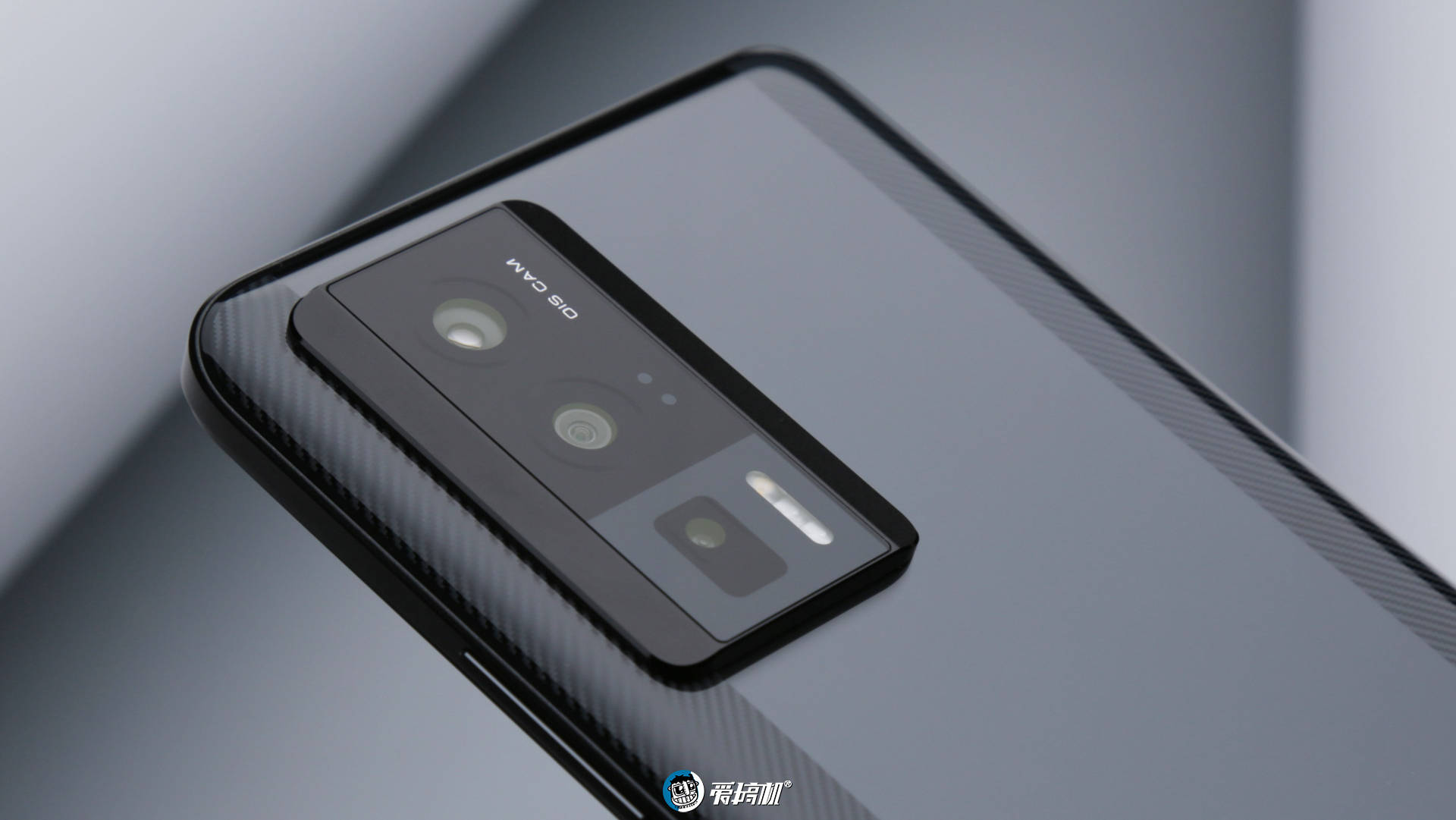 卡位大师，Redmi K60评测：2499元起的骁龙8+与30W无线充_Pro_华星_玻璃