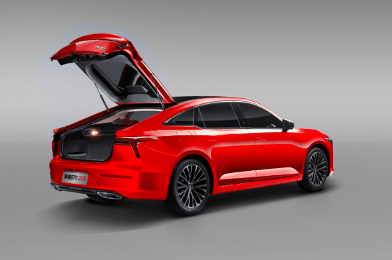 采用东方国潮美学+大掀背设计 奔腾B70_搜狐汽车_搜狐网