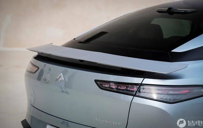 Hyper GT实拍！“旋翼门”+4s破百，剑指Model 3？_搜狐汽车_搜狐网