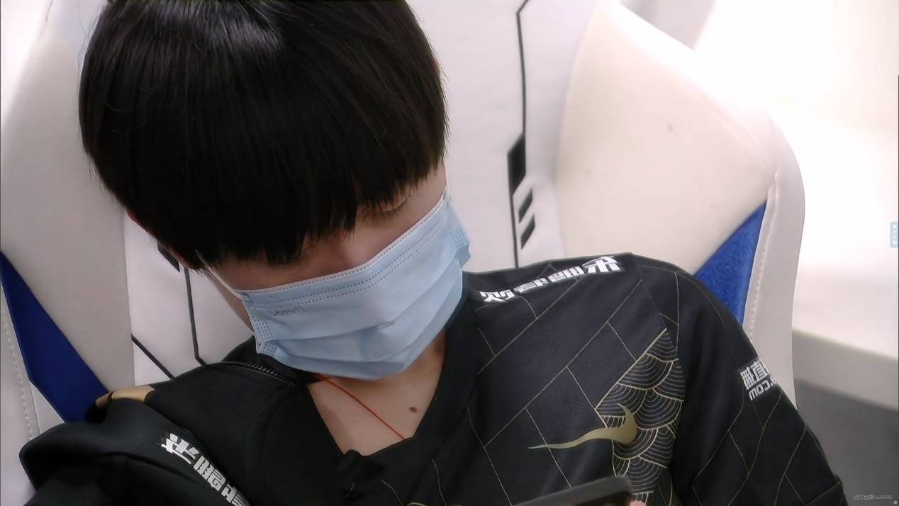 RNG爆发大事件，Ming并未续约，表明自身态度，与战队存在矛盾_情况_观众_选手