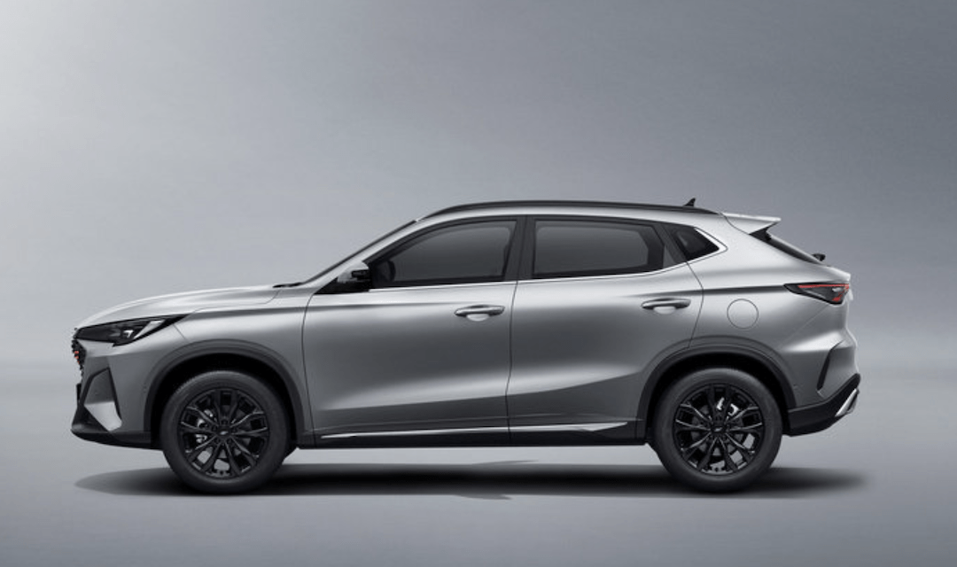 30英寸环抱式三联屏+车外智能语音 长安欧尚X5 PLUS上市售9.59万起_搜狐汽车_搜狐网