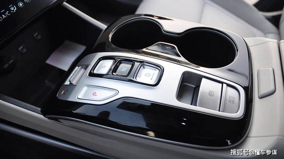 试驾第五代途胜L 8AT：升级为8AT后体验有哪些变化？_搜狐汽车_搜狐网