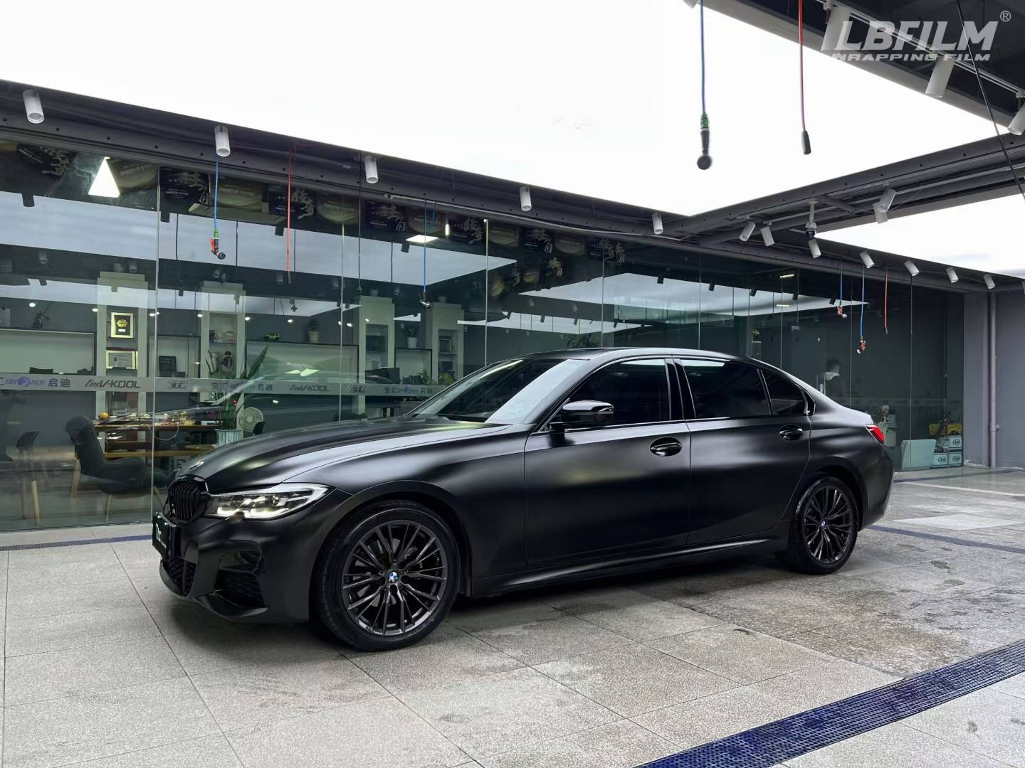 宝马3系LBFILM陶瓷黑改色膜,显神秘与气场！_搜狐汽车_搜狐网