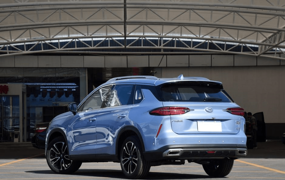 比GS4大，比GS5好看，传祺GS4 PLUS着实是加量不加价_搜狐汽车_搜狐网