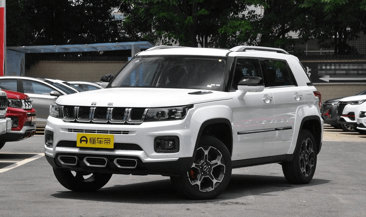 国产SUV，北京BJ30搭载1.5T+6AT，每月养车费用1716元，能入手？_搜狐汽车_搜狐网