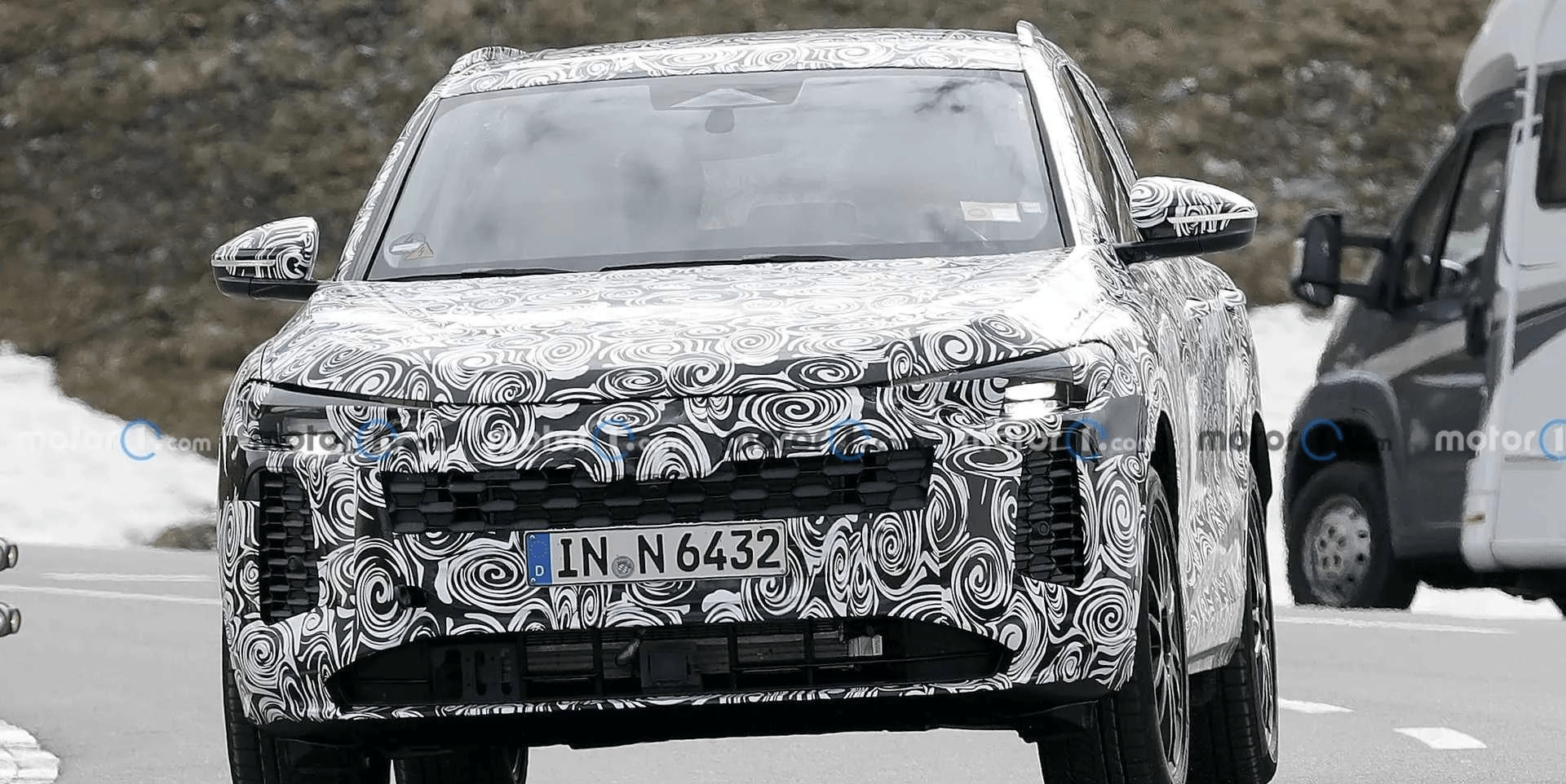 全新一代奥迪Q5有望2023年上半年首发，2.0T+8AT，谍照已曝光_搜狐汽车_搜狐网