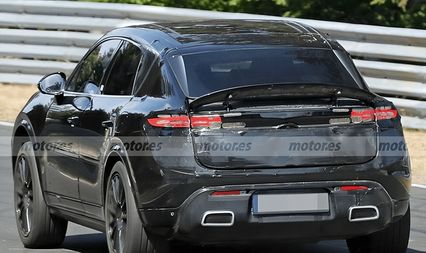 全新保时捷Macan ev实车图曝光，外观更加运动激进，最大续航700km_搜狐汽车_搜狐网