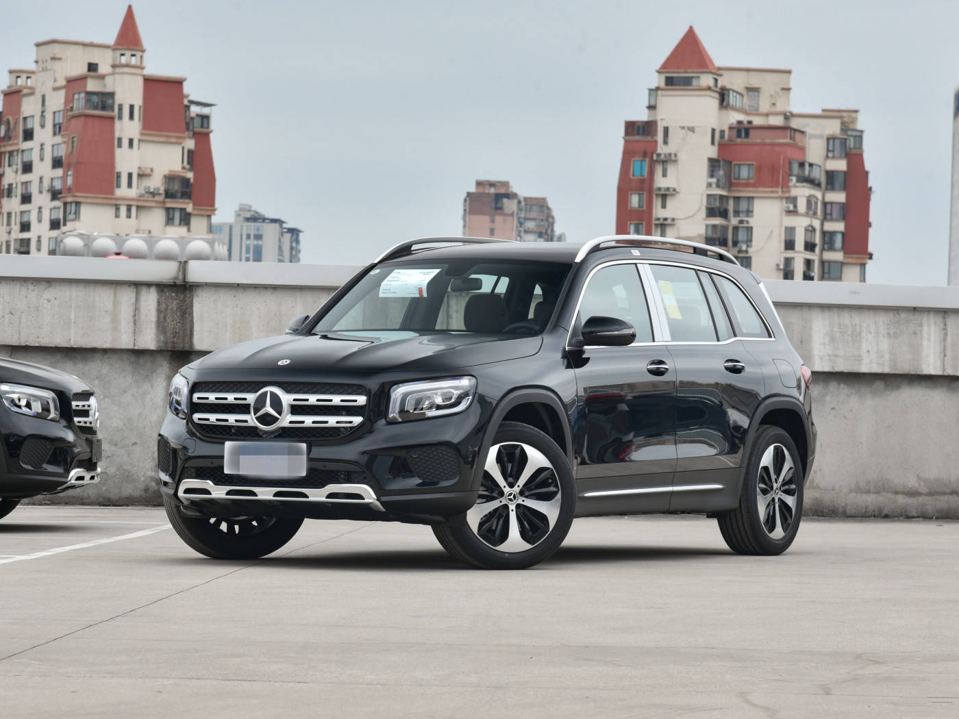 28万的豪华7座，2.0T+8DCT，还有奔驰大标，这不比汉兰达有面子？_搜狐汽车_搜狐网