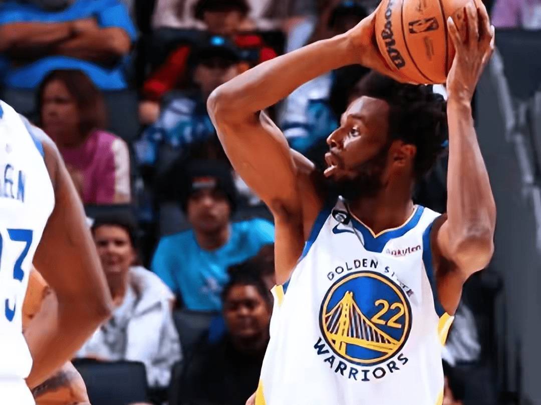 NBA ：勇士队141比114轻松击败雷霆，球员表现一览，威金斯18分3篮板4助攻_威廉姆斯_亚历山大