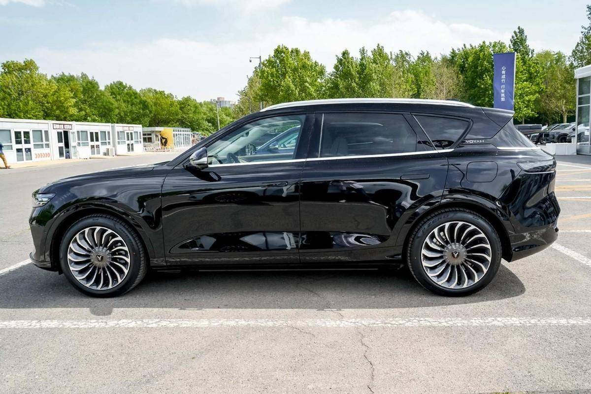 都是热门新能源大五座SUV 岚图FREE、蔚来ES6和理想L7 选谁？_搜狐汽车_搜狐网