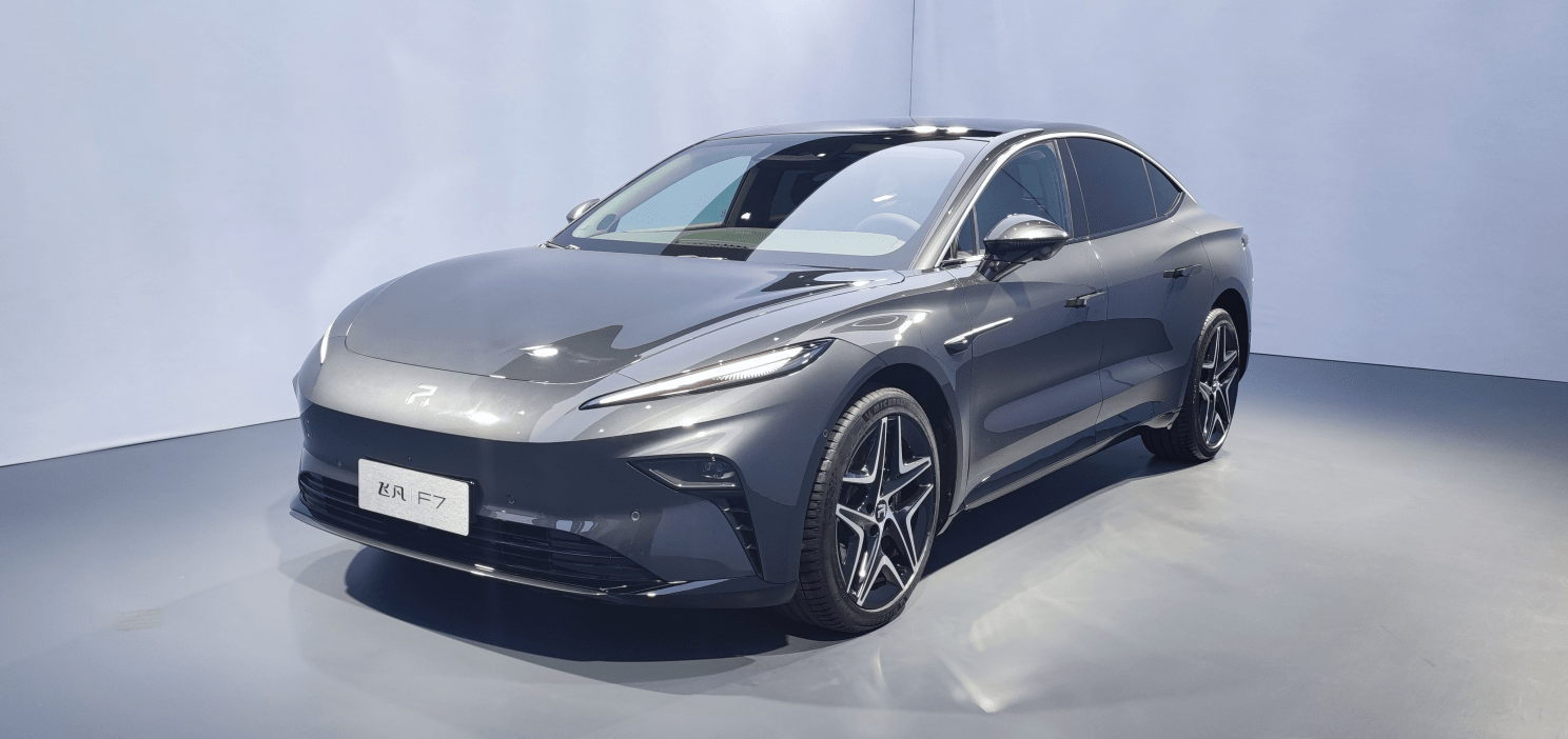 快评：中大型电动轿跑飞凡F7惊艳首秀，预售28-35万元_搜狐汽车_搜狐网