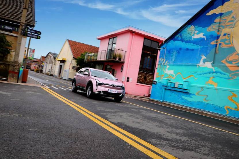 8155芯片、L2.5+辅助驾驶，哪吒U-II究竟有多“卷”_搜狐汽车_搜狐网