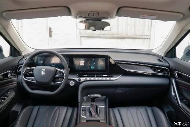 9.89万起！标配1.5T+7DCT 实惠又好开 奔腾T55了解一下_搜狐汽车_搜狐网