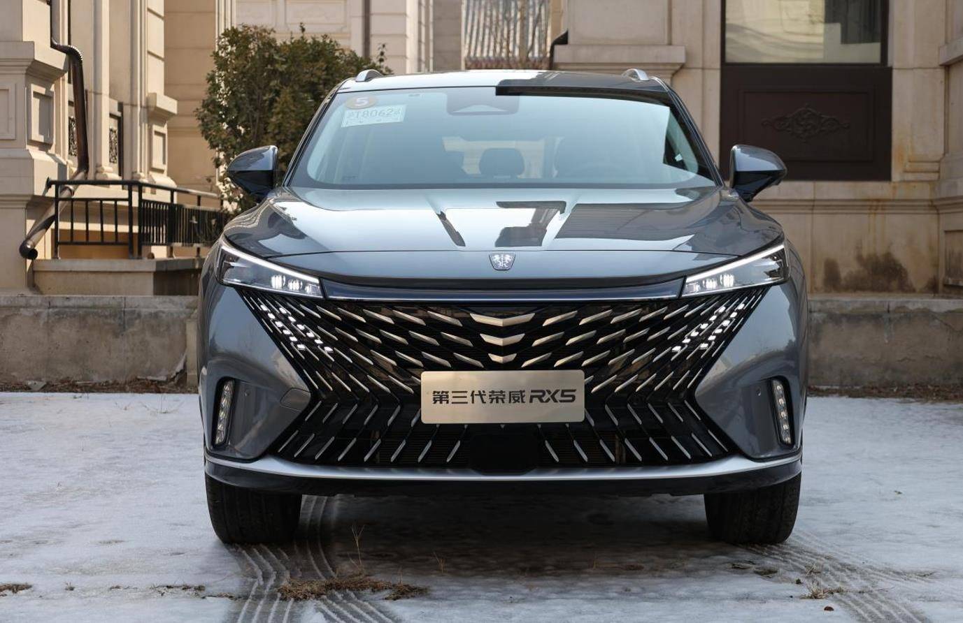 “12万豪华平替”底气何在？试完全新第三代荣威RX5秒懂_搜狐汽车_搜狐网