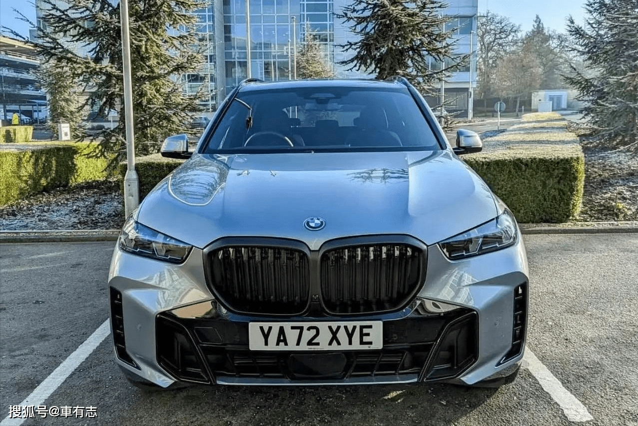 新款宝马X5实拍，颜值大涨，内饰惊艳，3.0T V6/4.4T V8两种动力_搜狐汽车_搜狐网