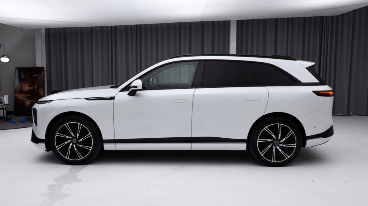 小鹏G9对比蔚来ES7，究竟谁的性价比更高一些呢？_搜狐汽车_搜狐网