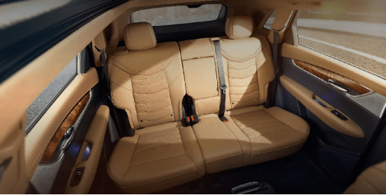 30万级豪华中型SUV你想选谁？凯迪拉克XT5露营好帮手！_搜狐汽车_搜狐网