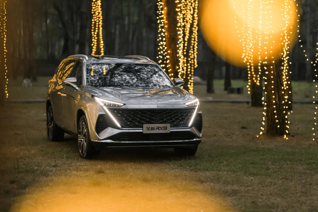 试驾荣威RX9，大6座SUV直抵年轻家庭心扉_搜狐汽车_搜狐网
