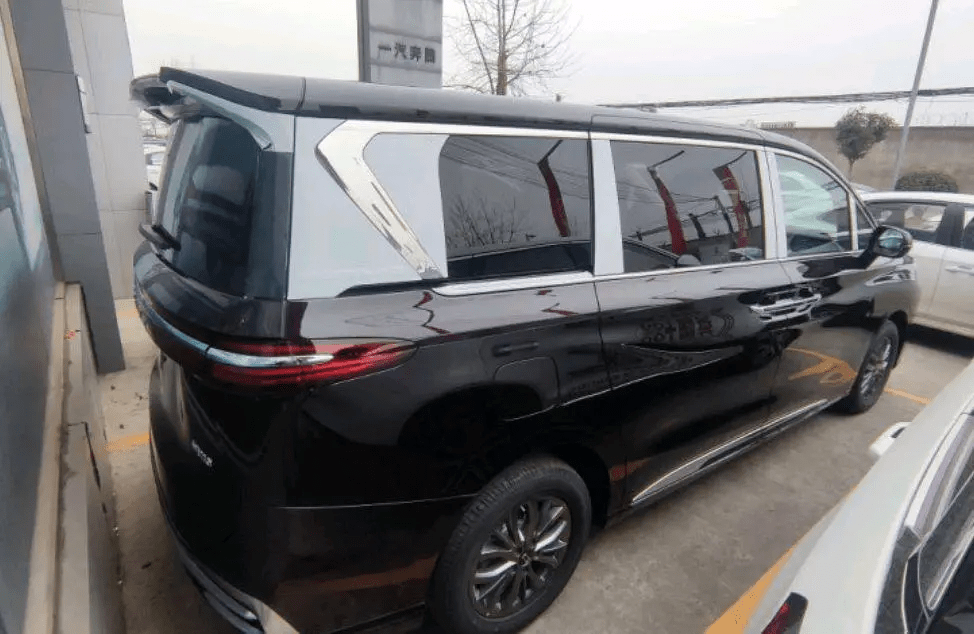 一汽奔腾M9登场，空间媲美别克GL8，豪华大气，与红旗HQ9共享动力_搜狐汽车_搜狐网