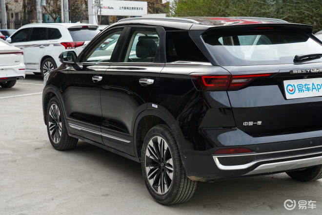 感受生活 2023款一汽奔腾T77值得选择_搜狐汽车_搜狐网